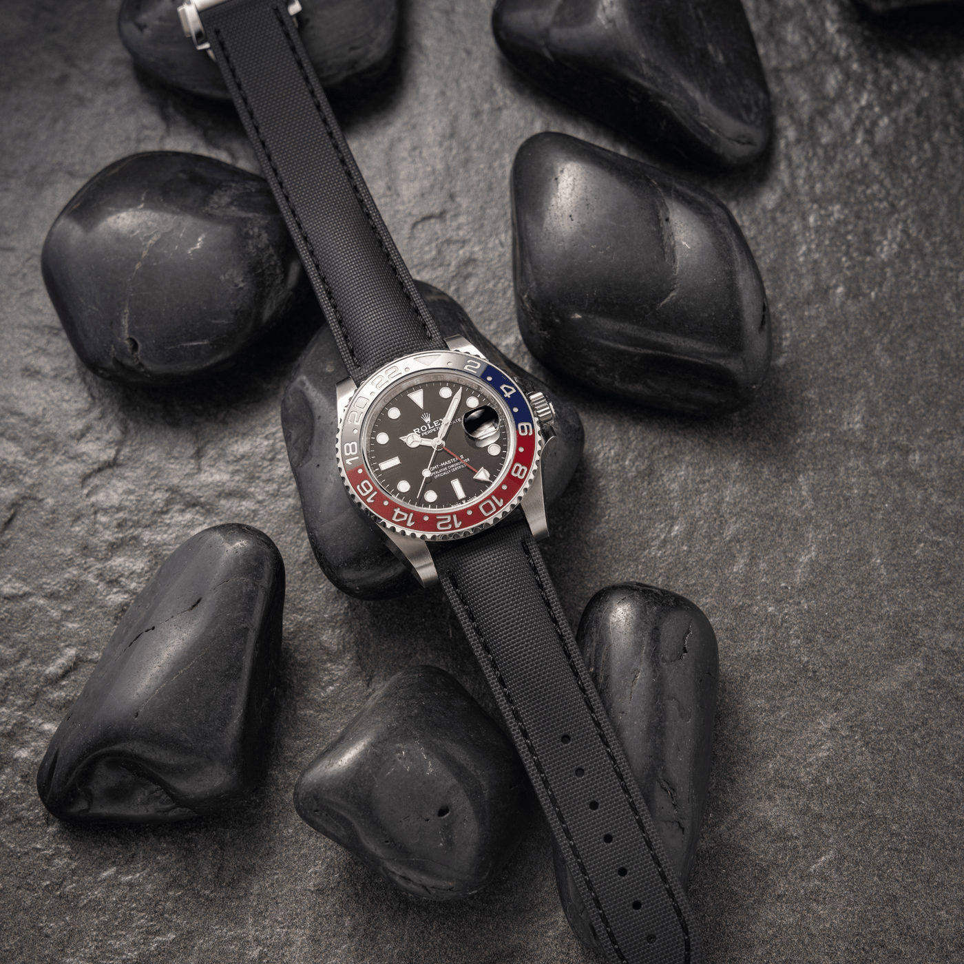 Loop-less™ HydroFlex™ | Dark Matter Edition | Black Strap with Black S – Artem Straps