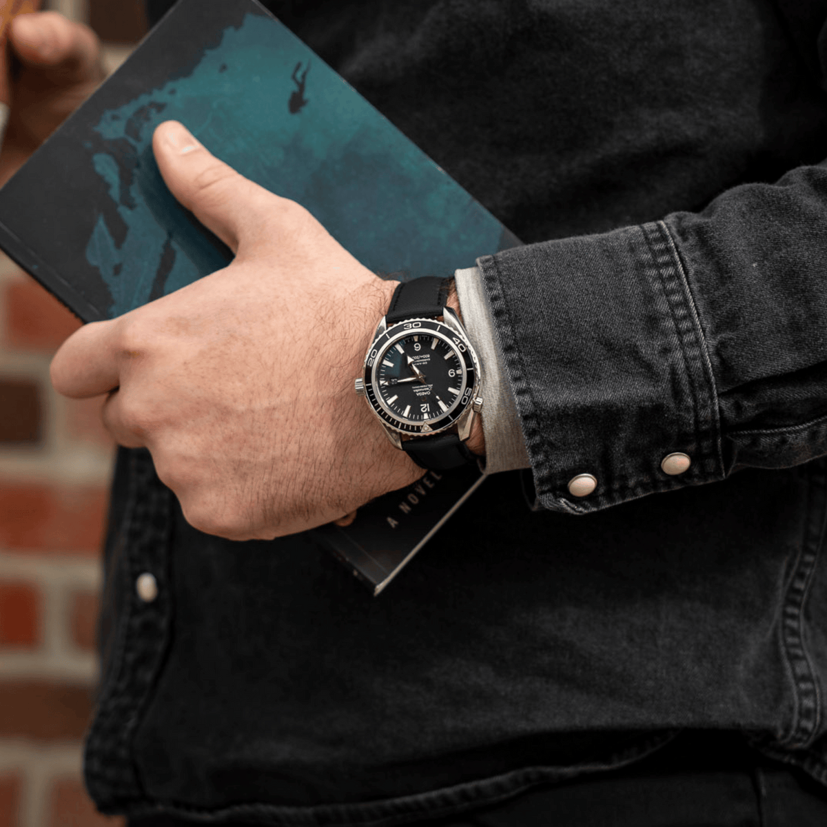Loop-less™ HydroFlex™ | Dark Matter Edition | Black Strap with Black S ...