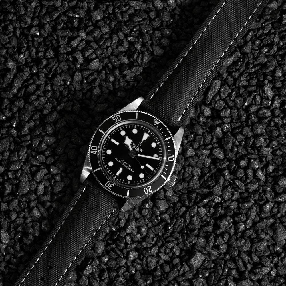 Loop-less™ HydroFlex™ | Event Horizon Edition | Black Strap with White ...
